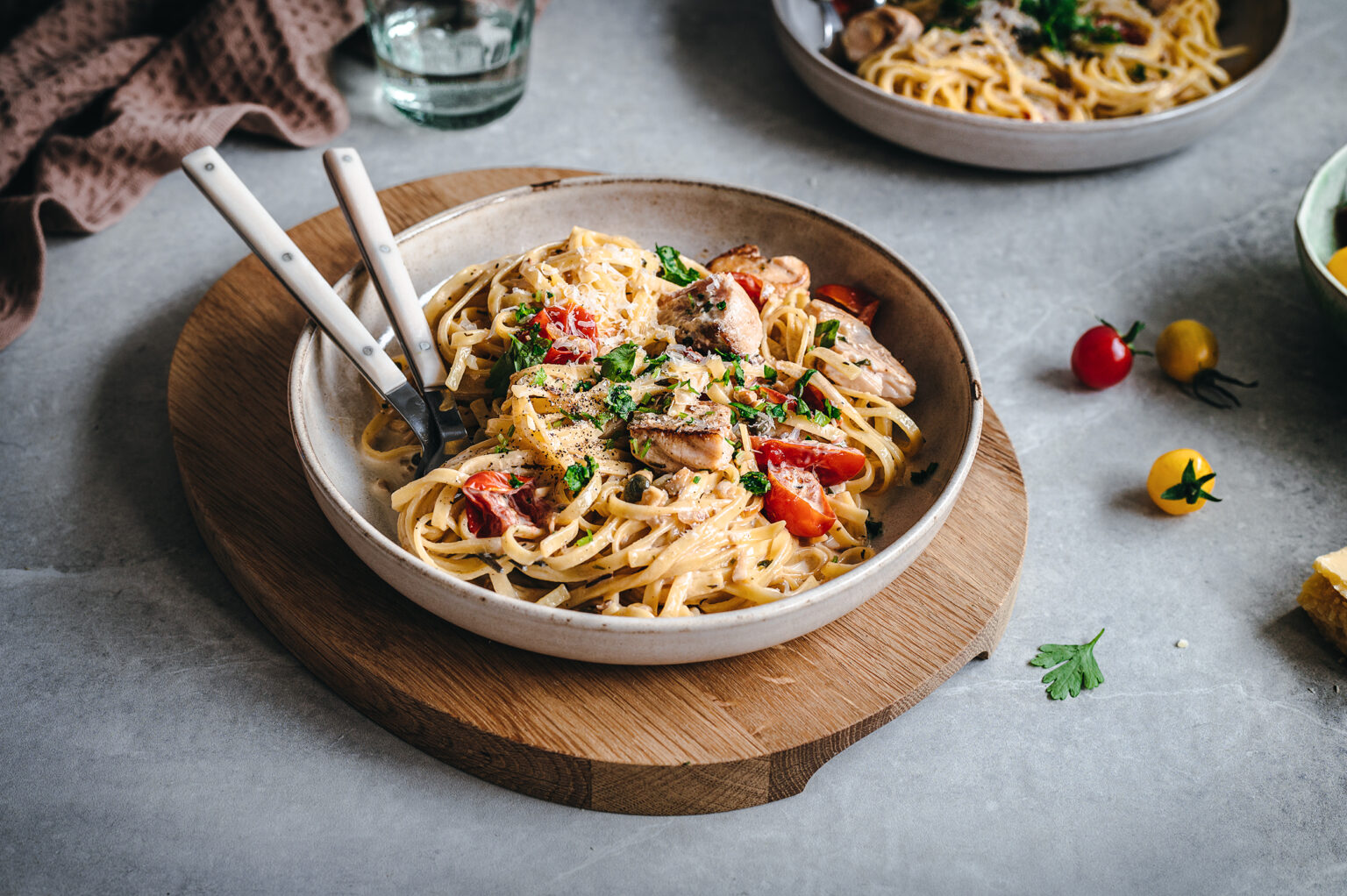 Retsept: koorene pasta metsiku forelli ja tomatitega - Peetri Lõheäri